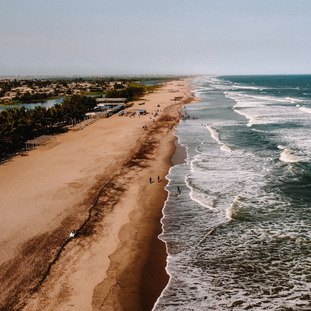 Visita Kokrobite Beach: Guía completa para conocer Kokrobite